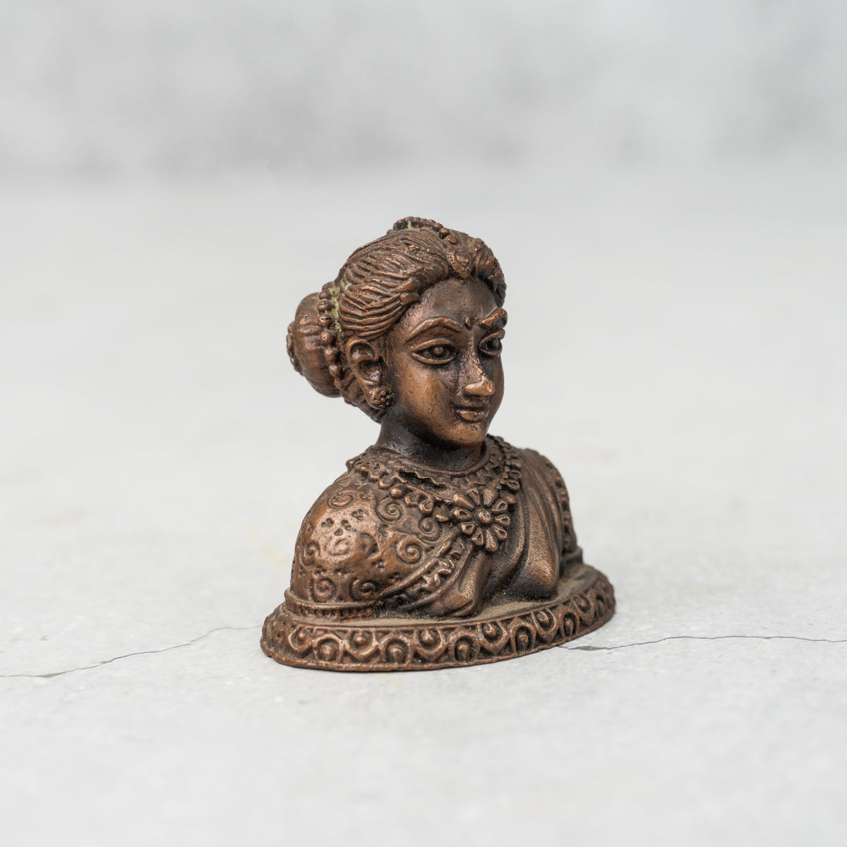 Copper Lady Statue Miniature – The Advitya